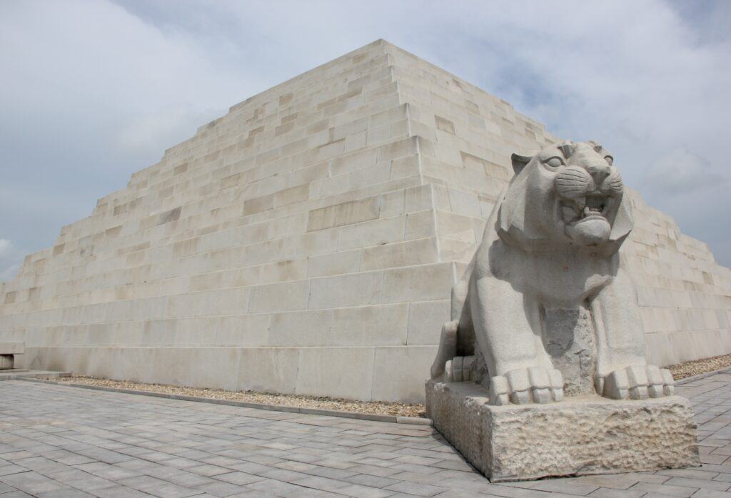 King Dangun: The Creation of Korea - Annyeong India